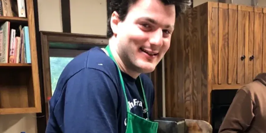 Voluntário é morto a caminho de casa depois de Hora Santa nos EUA